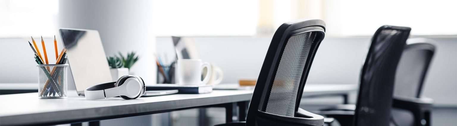 Desk Management Solutions for Workplaces | Outlook, M365